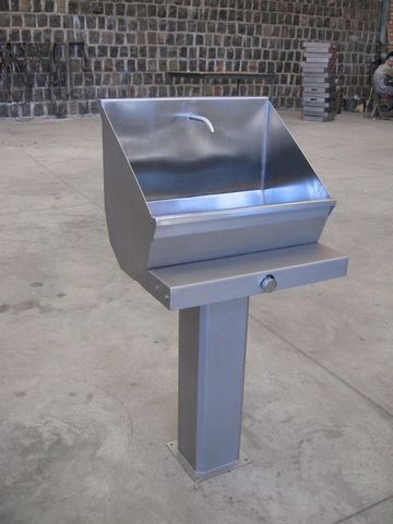 Column and Wall Sinks | B2USA